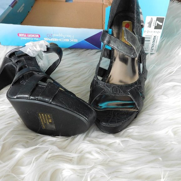 Two Lips | Shoes | Cute Print Two Lips Pumps | Poshmark